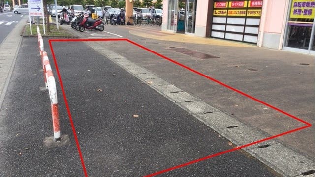 【フレスポ小田原シティーモール】南館1F屋外スペース(エスポット前)の写真2