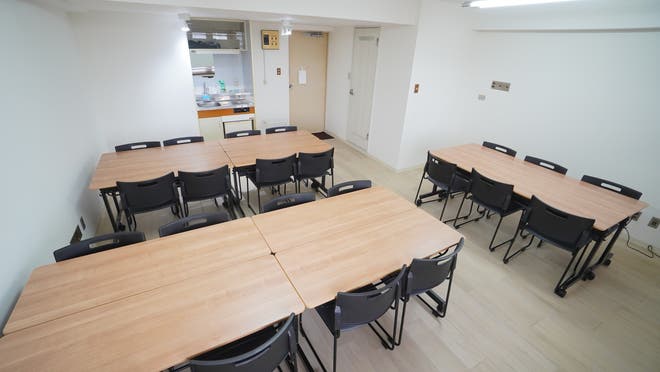 <クイック貸し会議室 横浜駅東口>横浜駅徒歩4分🚃プロジェクター🎥会議/セミナー/撮影/ボドゲの写真8