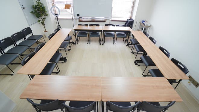 <クイック貸し会議室 横浜駅東口>横浜駅徒歩4分🚃プロジェクター🎥会議/セミナー/撮影/ボドゲの写真11