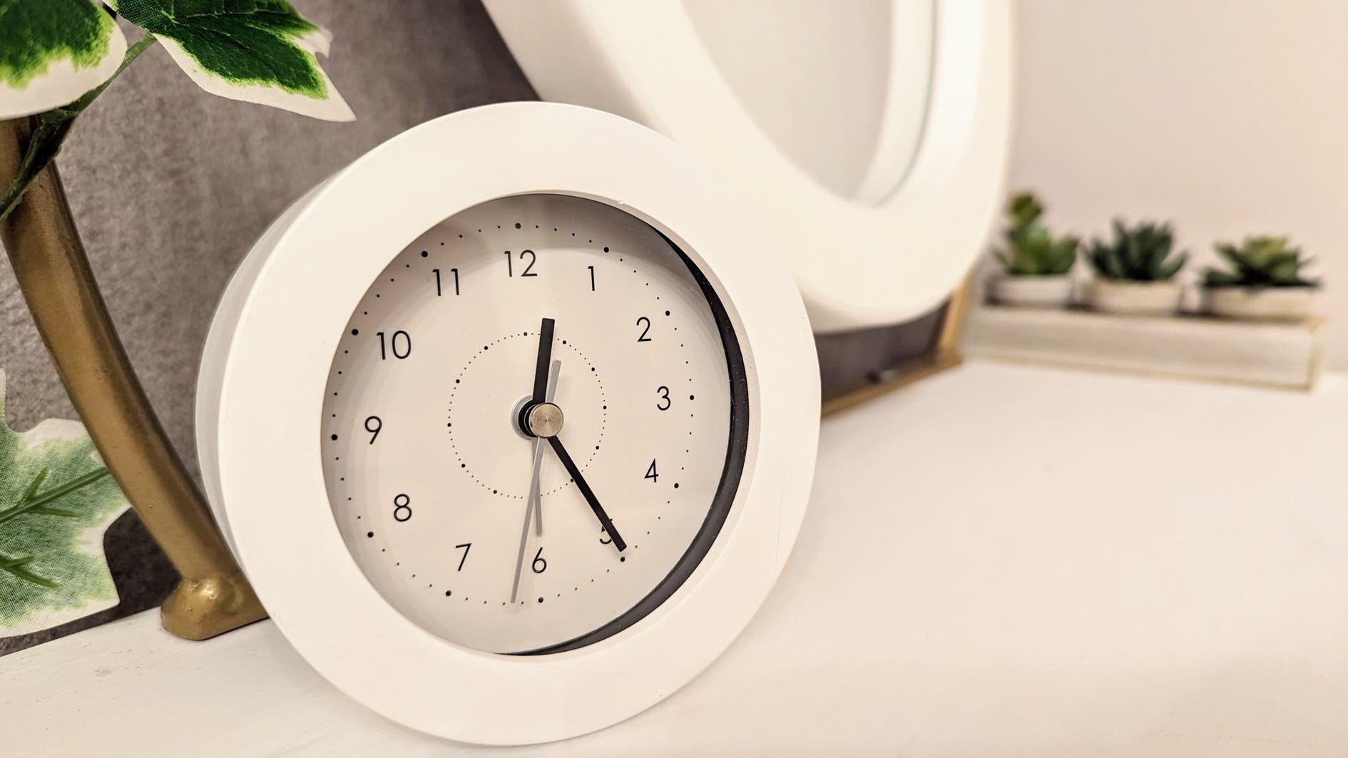 【池袋駅7分】平日料金大幅値下げ！💫/電動昇降ベッド（有孔）✨/お湯出る/今すぐ予約！/Rainbowの写真15