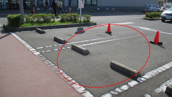 【ヨークタウン坂東】TSUTAYA前駐車場①の写真2