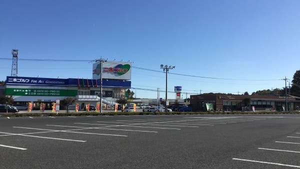 【フレスポインターパークⅡ】二木ゴルフ前駐車場(道路側)の写真1