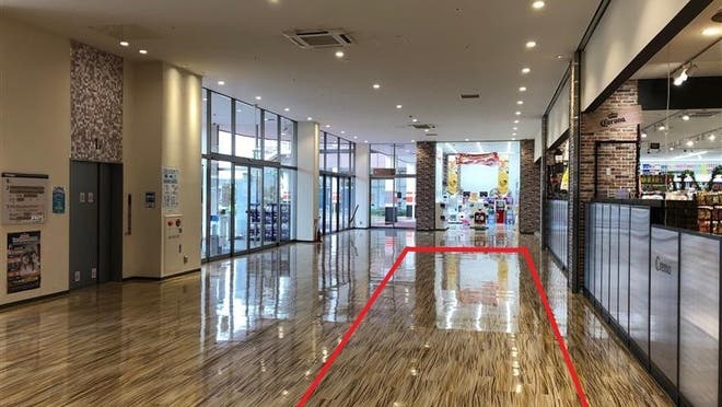 【浜松プラザフレスポ】1Fエスカレーター付近(D)の写真2