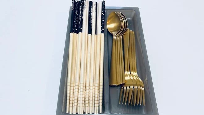 〈モア梅田〉梅田徒歩!新型プロジェクター設置✨ゴミ捨て無料📱コンビニ近く❣リングライト設置の写真24