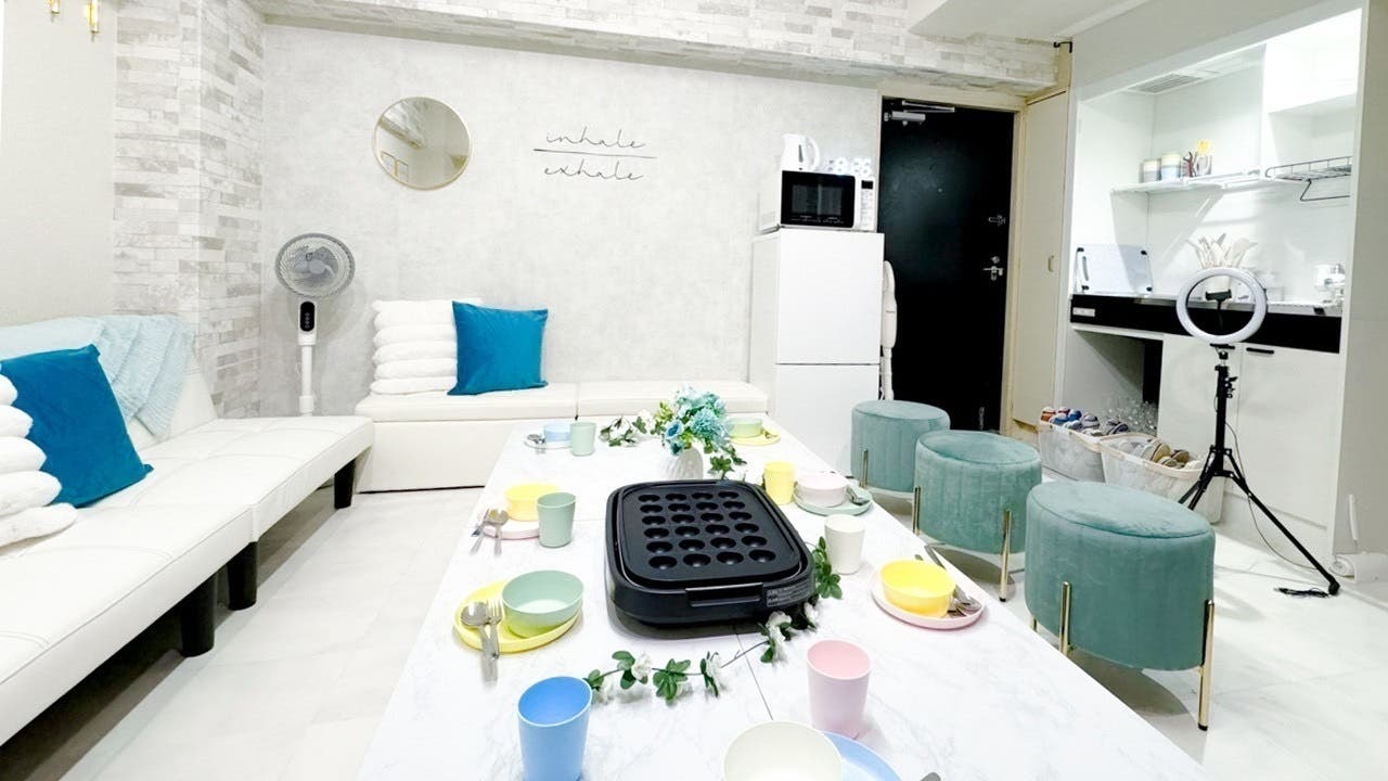 NEW🉐心斎橋駅徒歩3分🌟デート❤️撮影📷推し活🌟タコパ🐙会議・デスクワーク・テレワーク・24H🏪Blanc心斎橋の写真10