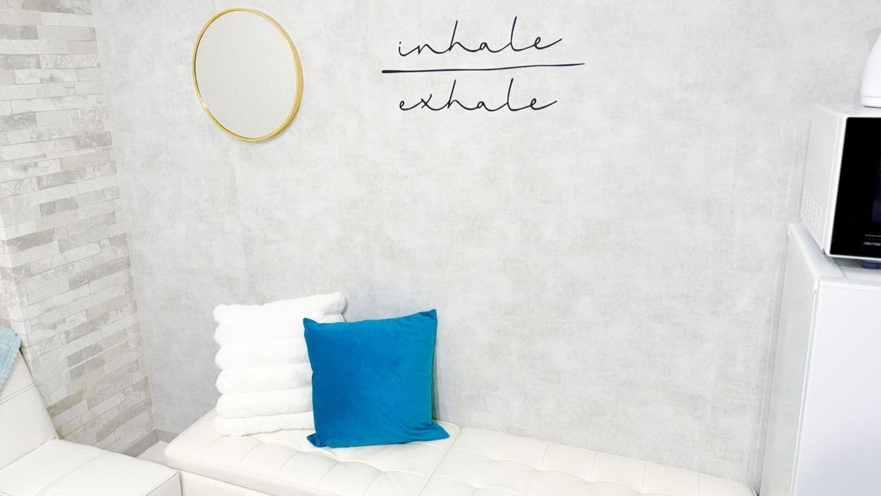 NEW🉐心斎橋駅徒歩3分🌟デート❤️撮影📷推し活🌟タコパ🐙会議・デスクワーク・テレワーク・24H🏪Blanc心斎橋の写真12