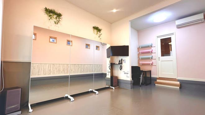 【東松戸駅4分】ダンスも会議もイベントも💛少人数貸切に特化した多目的スペース/大型ミラーやWifi完備/駐車場も無料の写真9