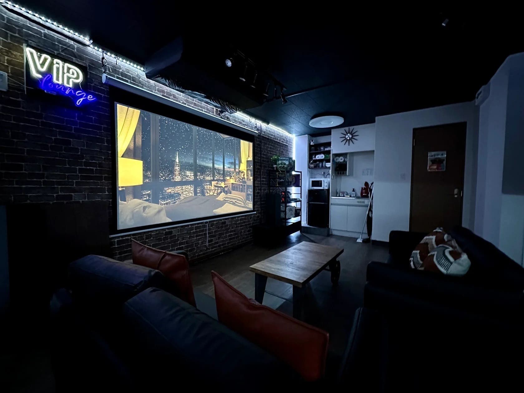 🎄クリスマス＆忘年会ならここ🥂🍿神田駅1分｜本格シネマ🎬120スクリーン＆4.1chサラウンド🔊最大10名[28]の写真5