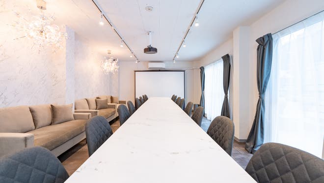 秋葉原駅4分🚶✨最大25名👥100㌅大画面プロジェクター🎥ボードゲーム🎴パーティー🎉飲み会🍺女子会👧の写真9