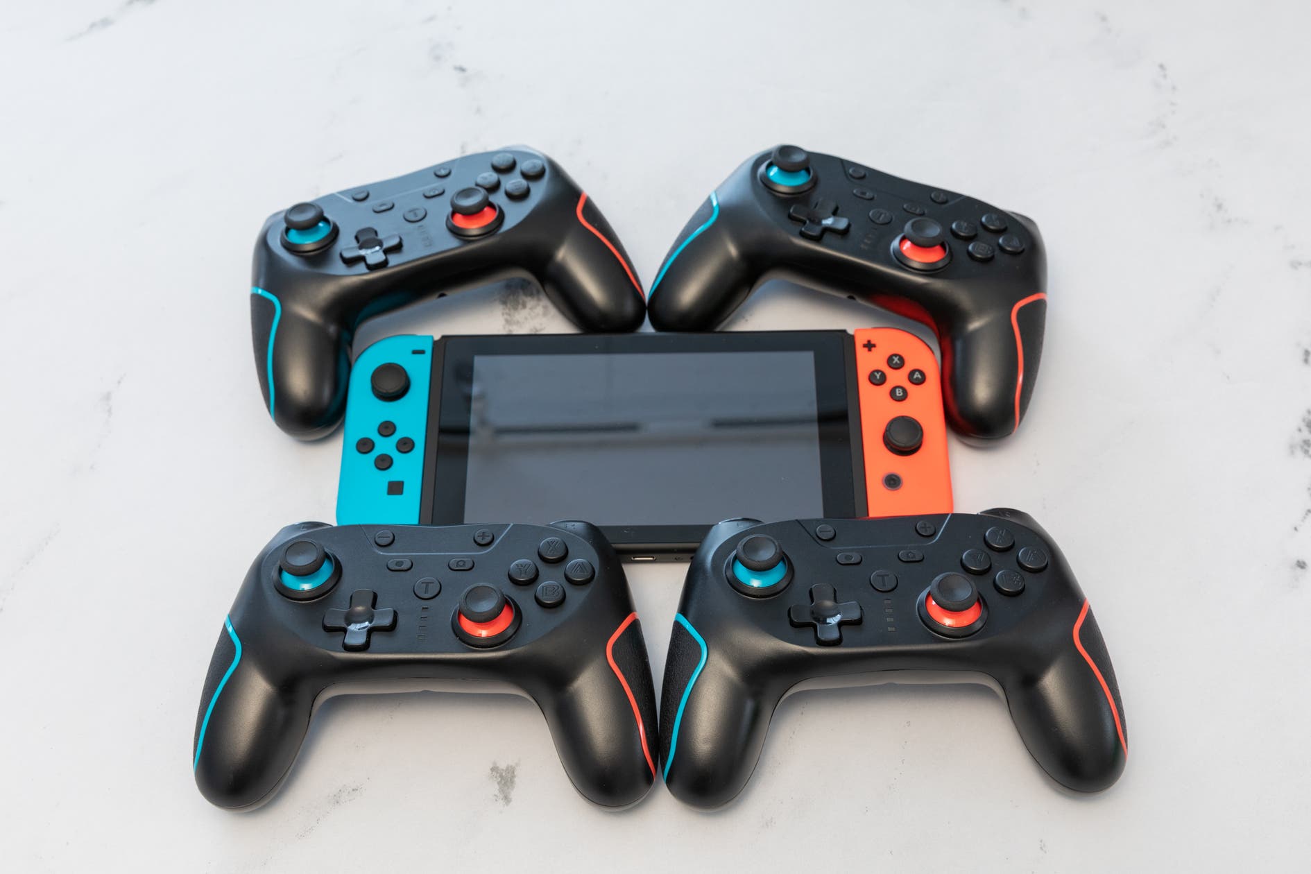 秋葉原駅4分🚶✨最大25名👥100㌅大画面プロジェクター🎥ボードゲーム🎴パーティー🎉飲み会🍺女子会👧の写真12