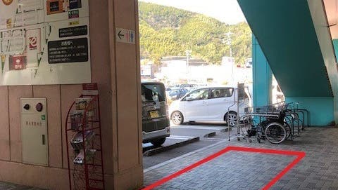 【フレスポ静岡】1Fエスカレーター脇の写真2