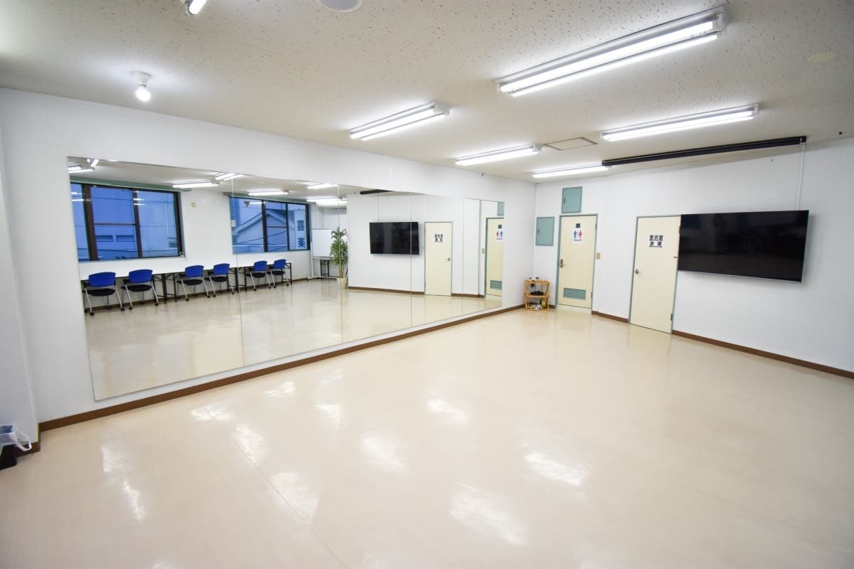 岩槻駅東口徒歩2分 【会議、研修、セミナー、お教室、ワークショップ、撮影、面接、ボードゲーム、ヨガ、ダンス等々】Wi-Fi有の写真8