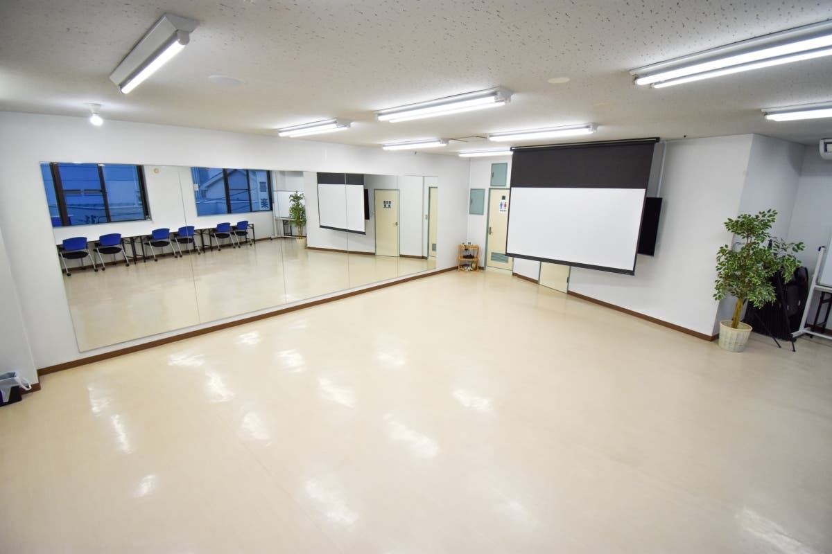 岩槻駅東口徒歩2分 【会議、研修、セミナー、お教室、ワークショップ、撮影、面接、ボードゲーム、ヨガ、ダンス等々】Wi-Fi有の写真11