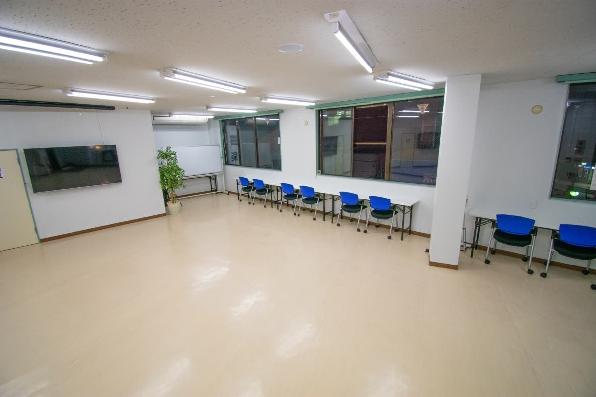 岩槻駅東口徒歩2分 【会議、研修、セミナー、お教室、ワークショップ、撮影、面接、ボードゲーム、ヨガ、ダンス等々】Wi-Fi有の写真14