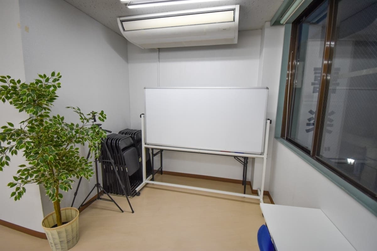 岩槻駅東口徒歩2分 【会議、研修、セミナー、お教室、ワークショップ、撮影、面接、ボードゲーム、ヨガ、ダンス等々】Wi-Fi有の写真16