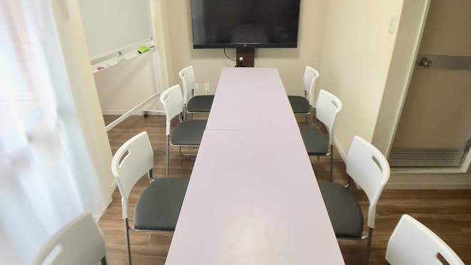 【無料!光+WiFi&55インチ4Kモニタ】北千住駅仲町出口徒歩2分!貸会議室で飲み会OK!ネイルライトと施術ベッドで開業支援!の写真5