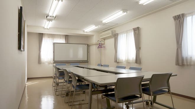 御器所駅徒歩4分の会議室の写真1