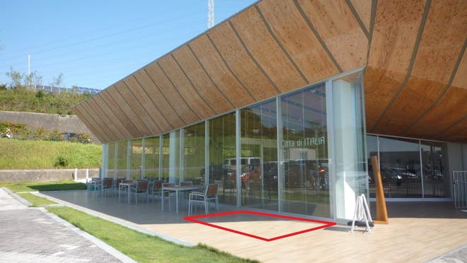 【既設阿久比下りパーキングエリア】ちた食堂横 デッキスペース①の写真2