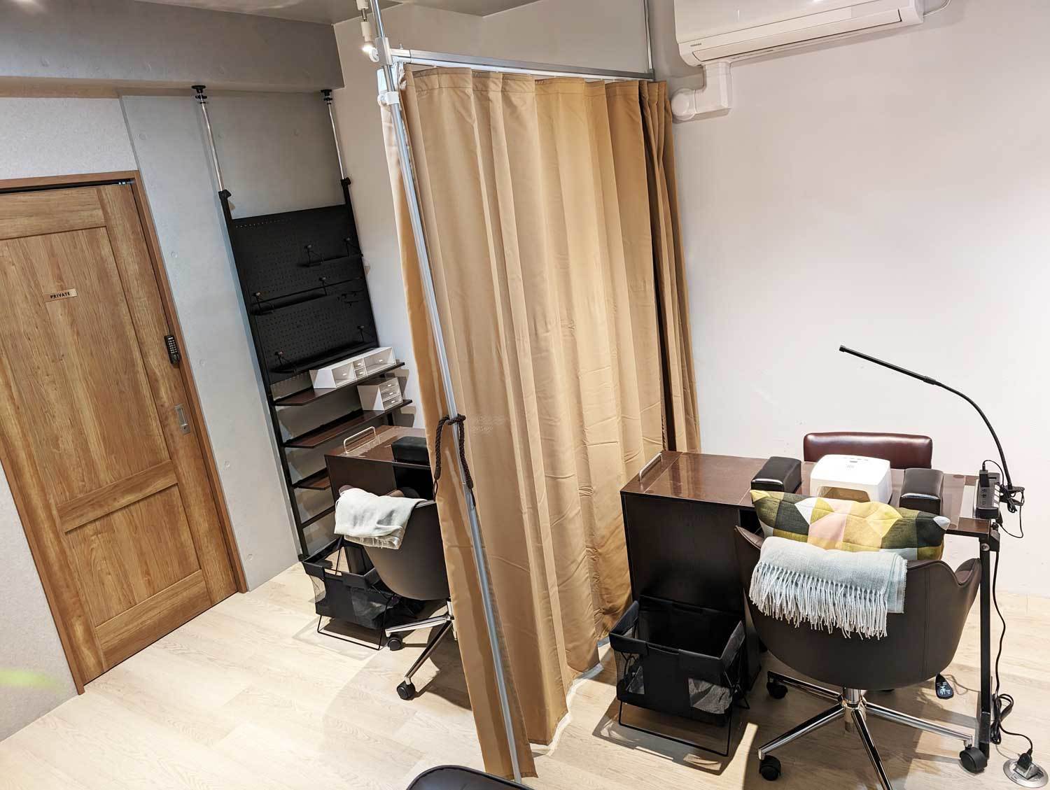 🍉24h🕐️末広町/湯島徒歩3分‼️半個室ネイルスペース[No'2]💅✨レンタル品多数🎈フリーランス🥑検定練習🧸セルフネイル🌷の写真4