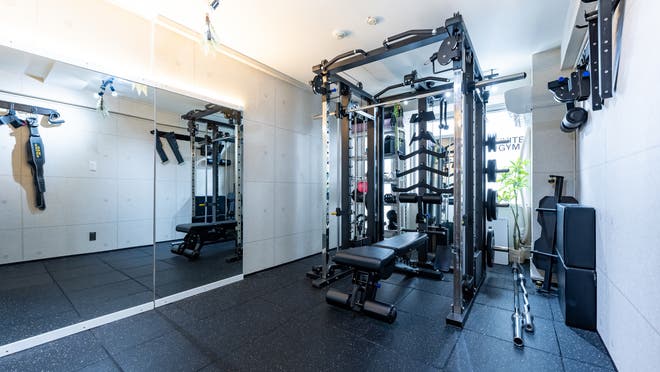 【恵比寿駅30秒】超駅近🚶|地域最安値|高性能設備|備品数No.1👆|清潔感✨|アトレの近く|毎日清掃🧹|レンタルジムの写真1