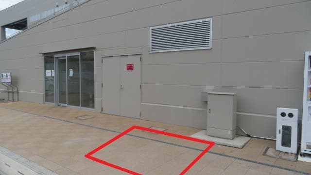 【BRANCH大津京】喫煙所前の写真2