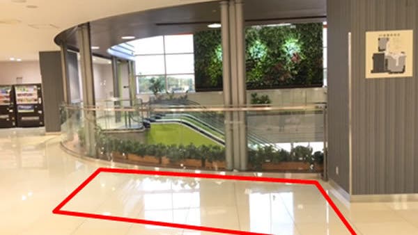 【フレスポしんかな】2F吹き抜け②の写真2