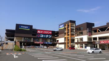 【フレスポ東大阪】2Fエレベーター前の写真1