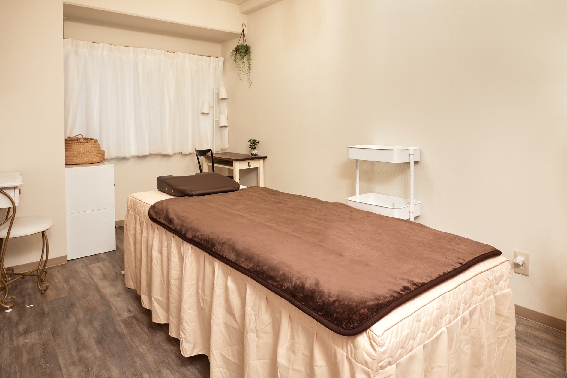 【池袋駅7分】平日料金大幅値下げ！💫/電動昇降ベッド（有孔）✨/お湯出る/今すぐ予約！/Rainbowの写真7