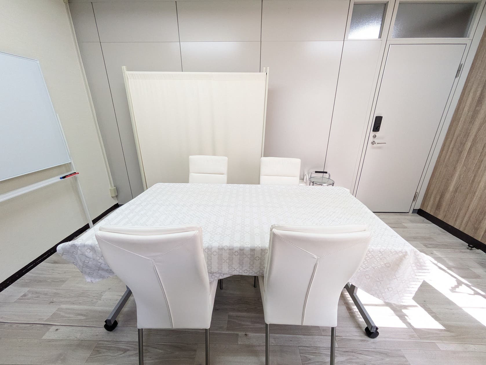 広瀬通 3階3-J【レンタルサロンC】ネイル／講座・カウンセリング／整体・パーソナルトレーニングなど／完全個室✨5名様⁡の写真6