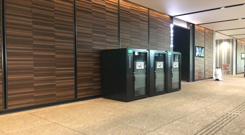 【テレキューブ】大手町パークビルの個室型ワークブース（01-03）です。視線と音を遮る、プライベートな集中環境。