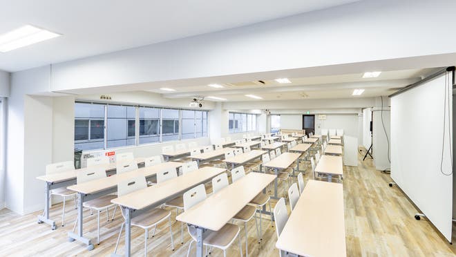 【新宿御苑前1分】100人着席可能な会議室|Wi-Fi、プロジェクター、スクリーン完備|セミナーやイベントに最適の写真16