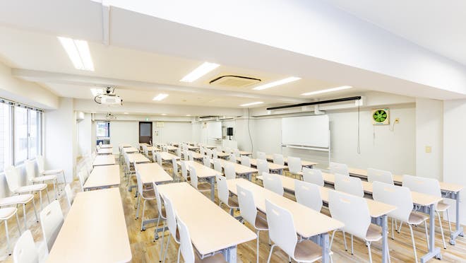 【新宿御苑前1分】100人着席可能な会議室|Wi-Fi、プロジェクター、スクリーン完備|セミナーやイベントに最適の写真23