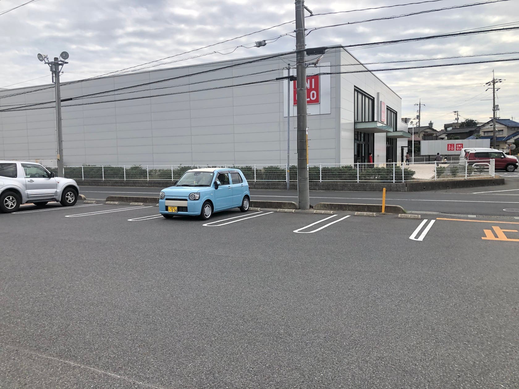 【フレスポ宇部東】駐車場の写真1