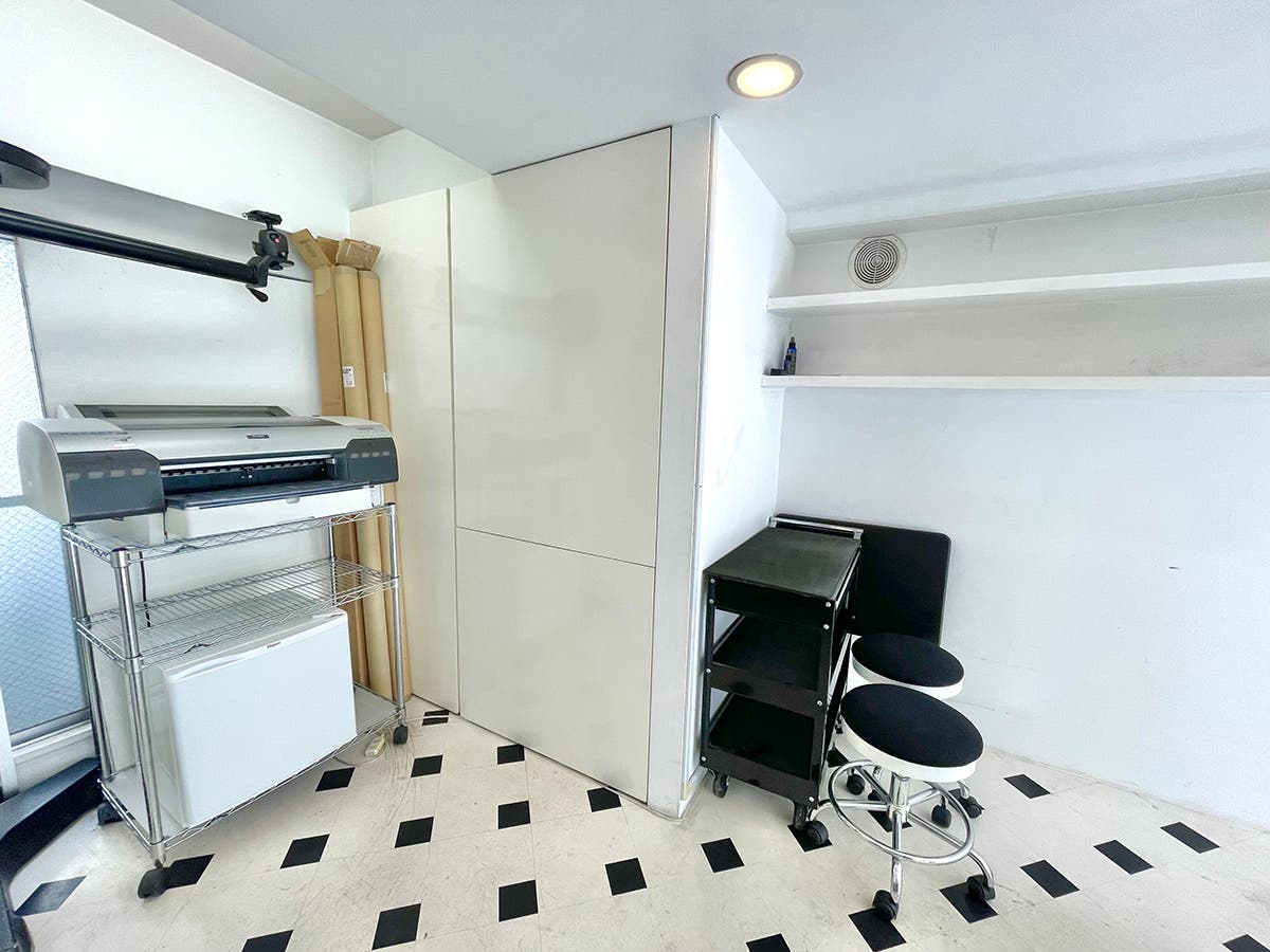 1dayプラン大幅値下げ！ ¥45,000→¥30,000。渋谷徒歩圏・駒場東大前商店街1Fでポップアップ・スタジオ撮影に最適。の写真10