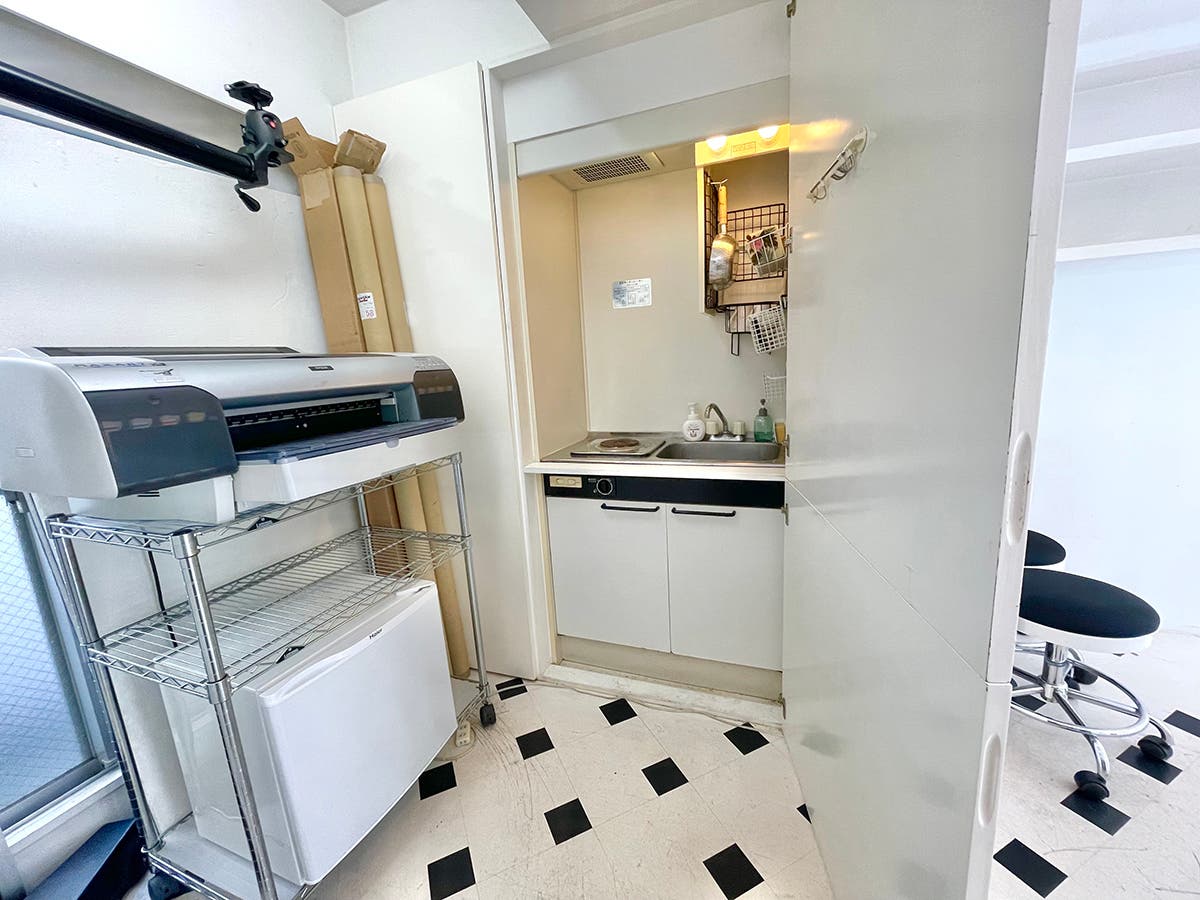 1dayプラン大幅値下げ！ ¥45,000→¥30,000。渋谷徒歩圏・駒場東大前商店街1Fでポップアップ・スタジオ撮影に最適。の写真11