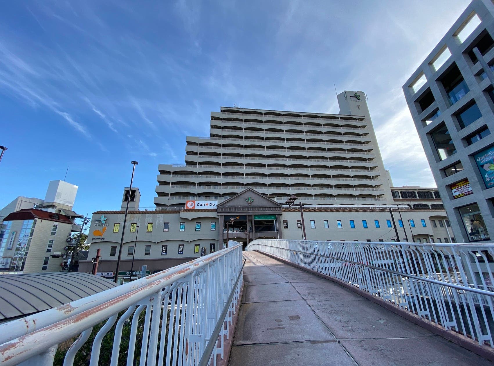 【夙川駅 商業ビル内コワーキングスペース】ミーティング、セミナー、レッスン等に！ネット環境安定！【C 10-11名用 個室】の写真2