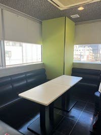 《5~8名用》会議・打ち合わせ用ルーム【サイズM】（加熱式たばこのみ可）の写真1