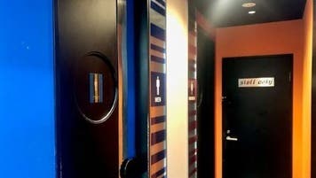 《5~8名用》会議・打ち合わせ用ルーム【サイズM】(加熱式たばこのみ可)の写真6