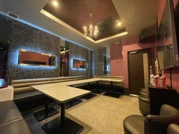 《5~6名用》会議・打ち合わせ用ルーム【サイズM】の写真1