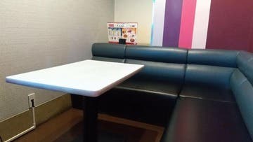 《2~4名用》会議・打ち合わせ用ルーム【サイズS】(加熱式たばこのみ可)の写真2