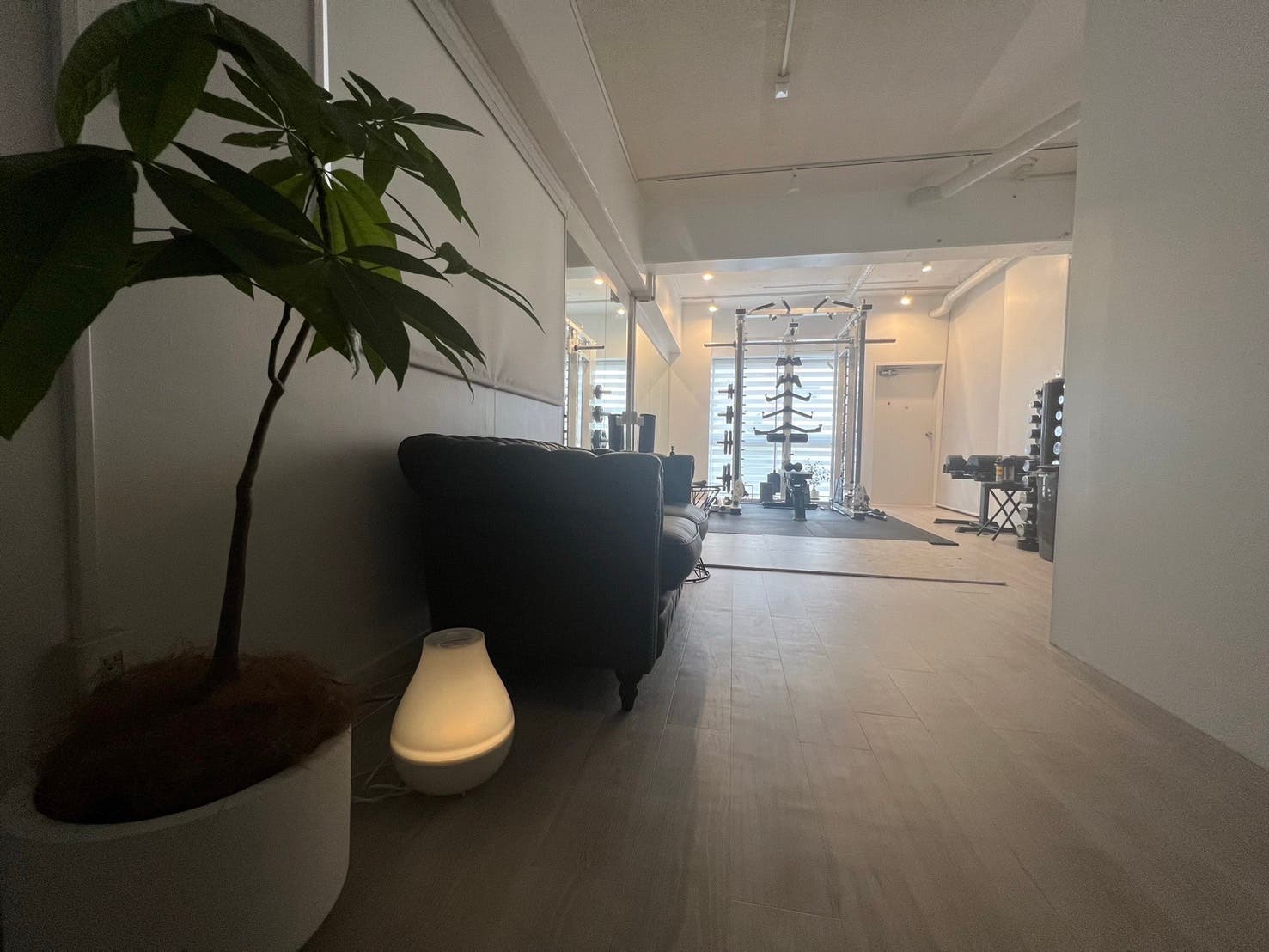 【五反田駅徒歩6分】清潔感のある完全個室/パーソナルトレーニング、ポージング、撮影に！USGMの写真3