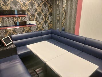 《2~4名用》会議・打ち合わせ用ルーム【サイズS】（加熱式たばこのみ可）の写真2