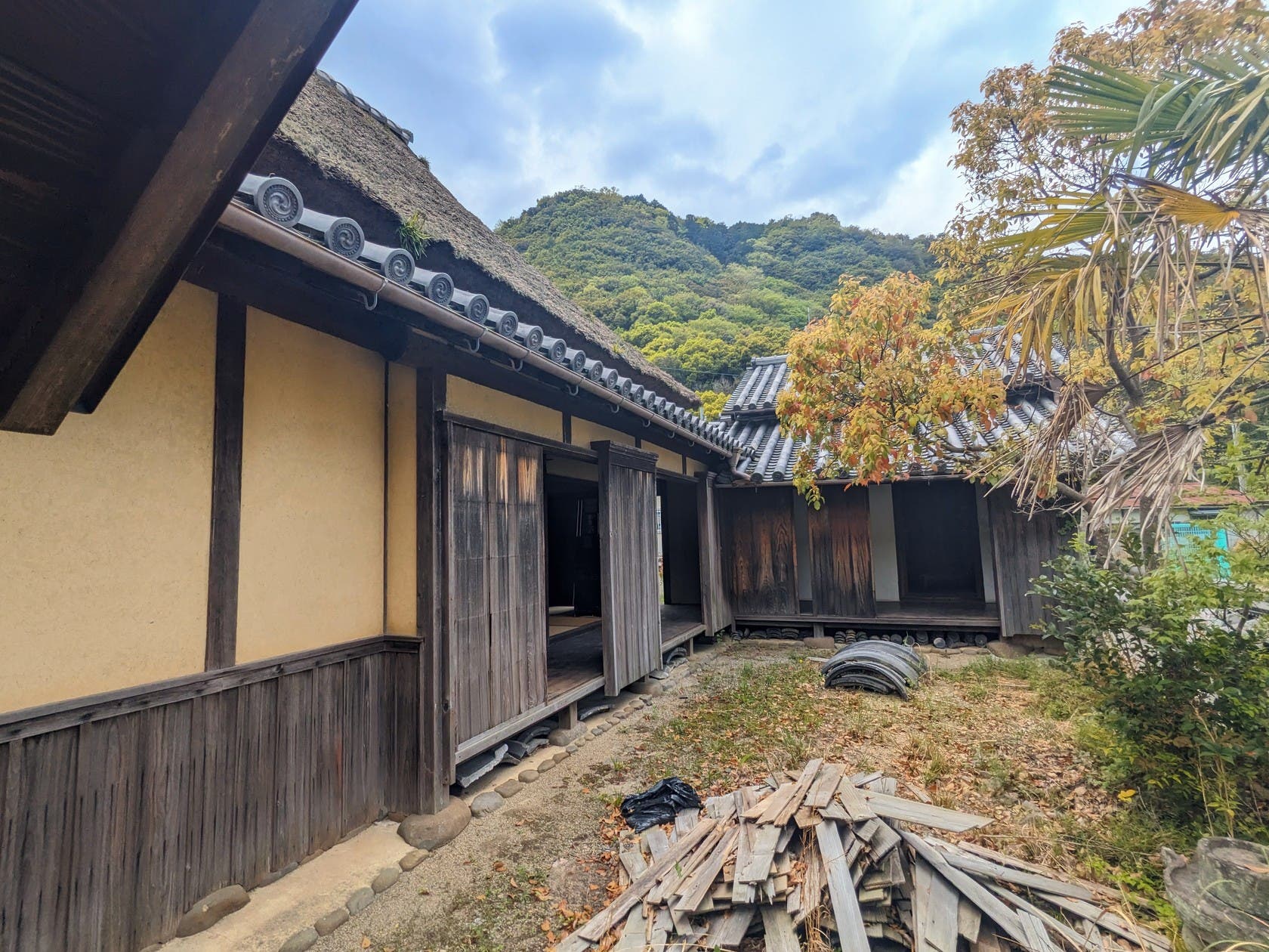 【旧向井家住宅】かやぶき屋根の古民家/囲炉裏/庭/川撮影OK！コスプレ・撮影・イベントなどの写真10