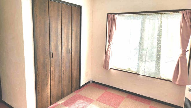 厚別の住宅街にある静かなカフェの2階スペースの写真3