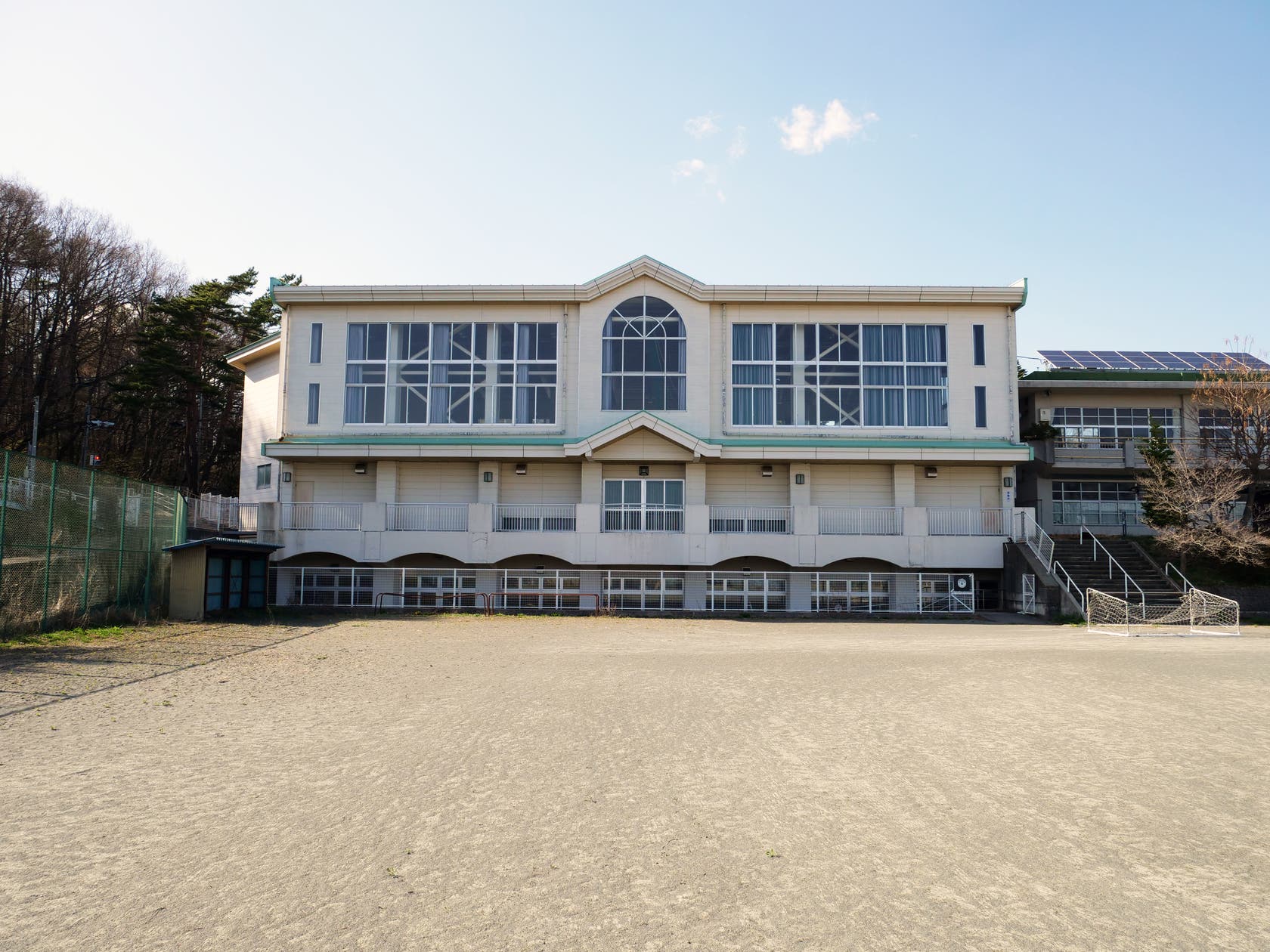 清里高原のグランド：清里高原の元小学校の校庭です - 八ヶ岳と南アルプスと富士山を望む快適なグランドです。の写真5