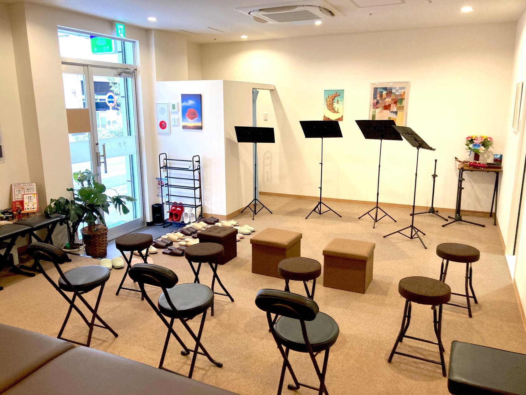 【値下げしました！】シェアサロン利用／楽器、ヨガ、ダンス／ライブ配信／収録／アナログレコード鑑賞などに♪（西葛西駅徒歩5分！）の写真5