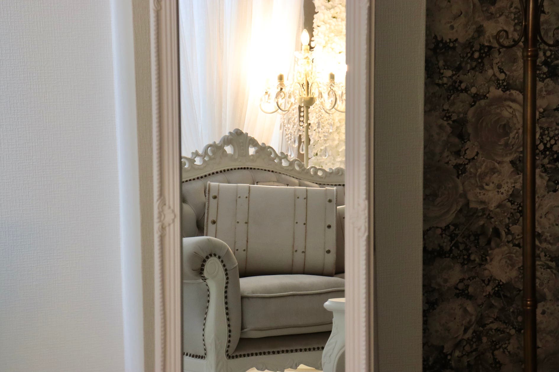 秋葉原最大規模の姫エリア（白/黒）✨豊富な自然光🌞本物の大型漆喰壁🥀花壁/広々40㎡/大型背景紙7種/グリーンバックの写真19