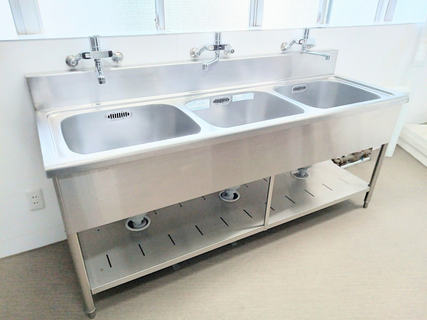 マッサージベッド2台｜メイク・サロン講習・練習・同時施術・マッサージ・パーソナルカラー診断の写真20