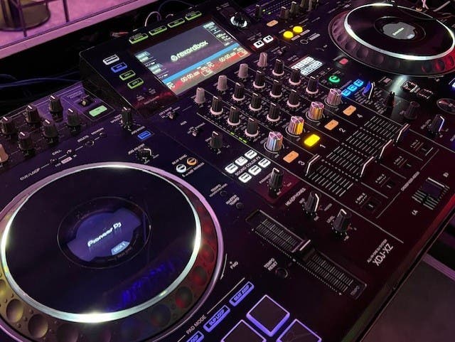 専属DJが無料で盛り上げます🔥収容90名💁‍♂️女子会🎀推し活🎤パーティ🥂新大久保トップクラスの音響設備のパーティスペースの写真9