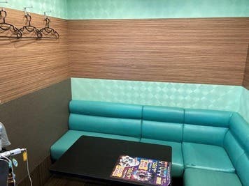 《2~4名用》会議・打ち合わせ用ルーム【サイズS】の写真1